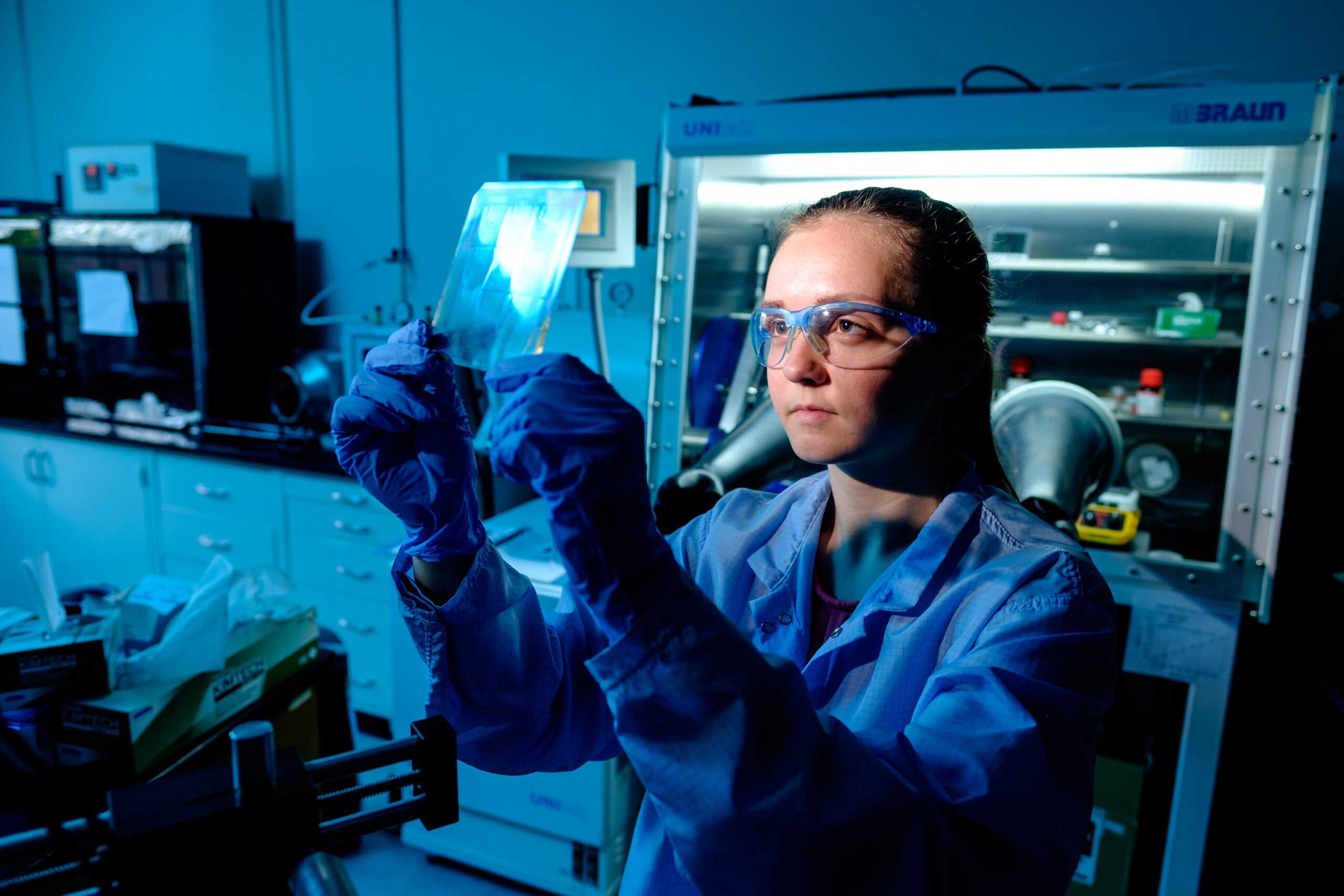 Physics students win prestigious awards | Wake Forest News