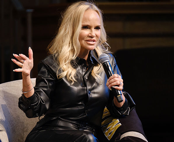 Students get Face to Face with Kristin Chenoweth | Wake Forest News