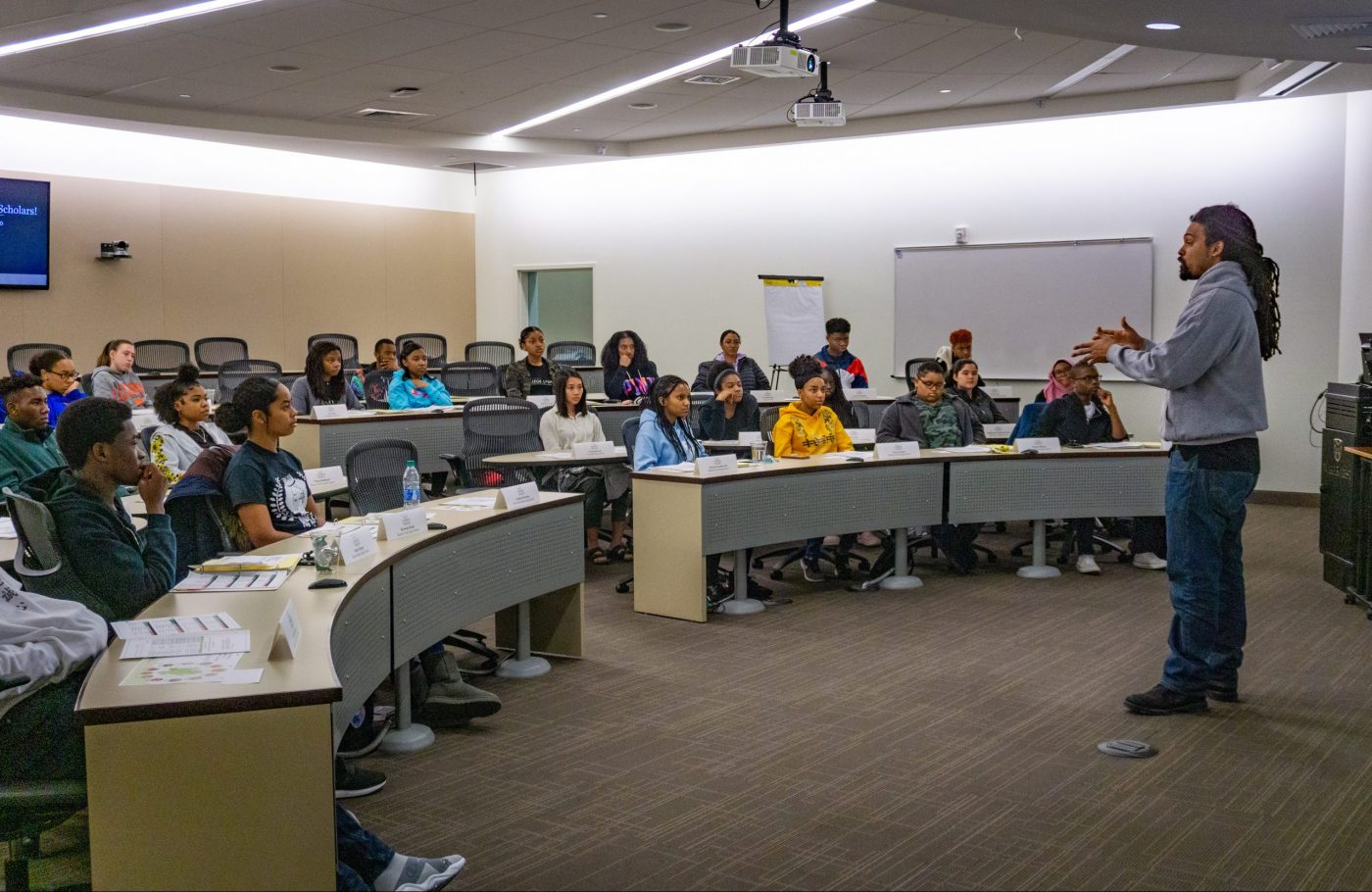 Discover. Prepare. Impact. - College LAUNCH for Leadership