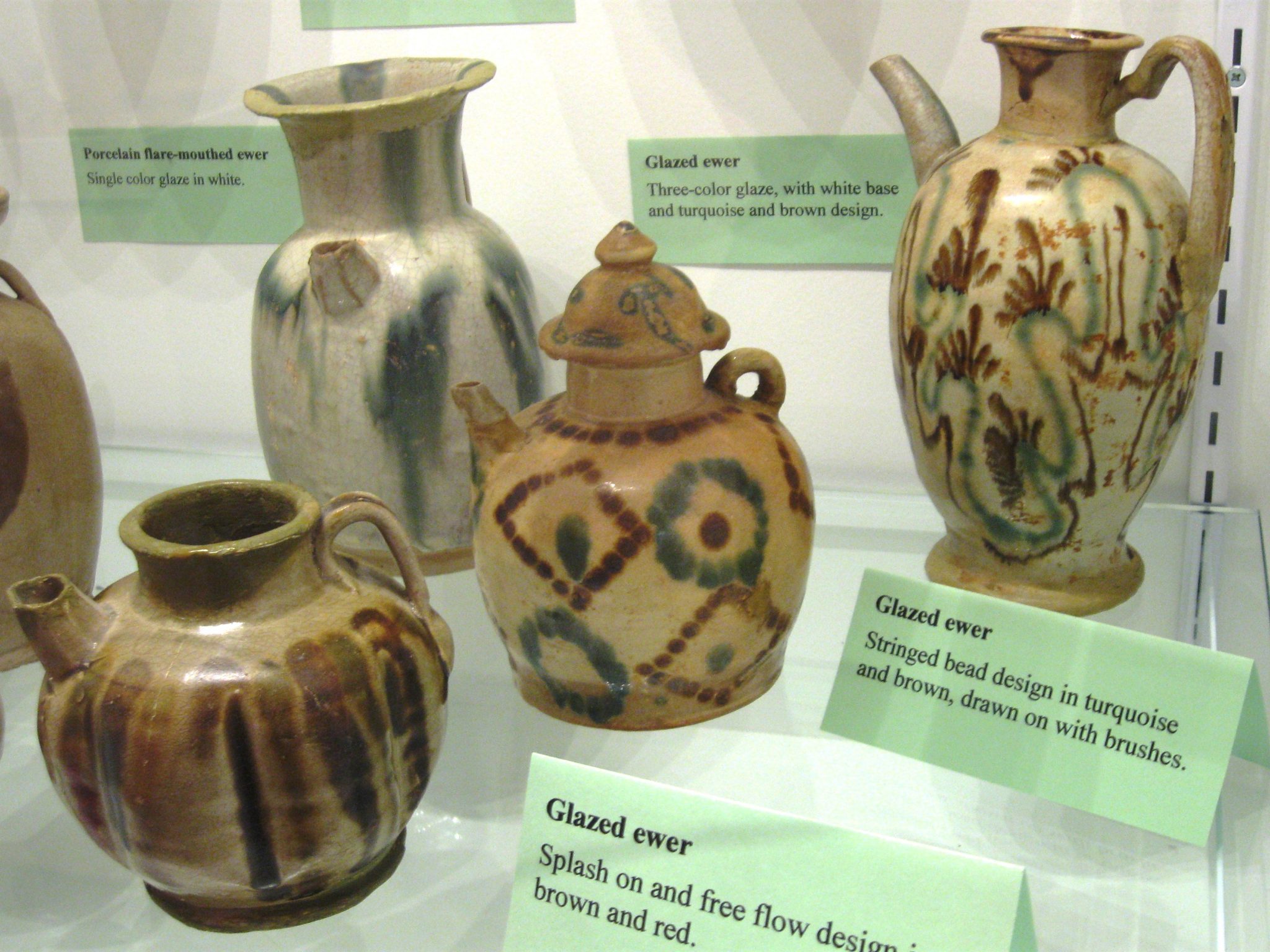 Chinese Ceramics from the Changsha Kilns - Timothy S. Y. Lam Museum of ...